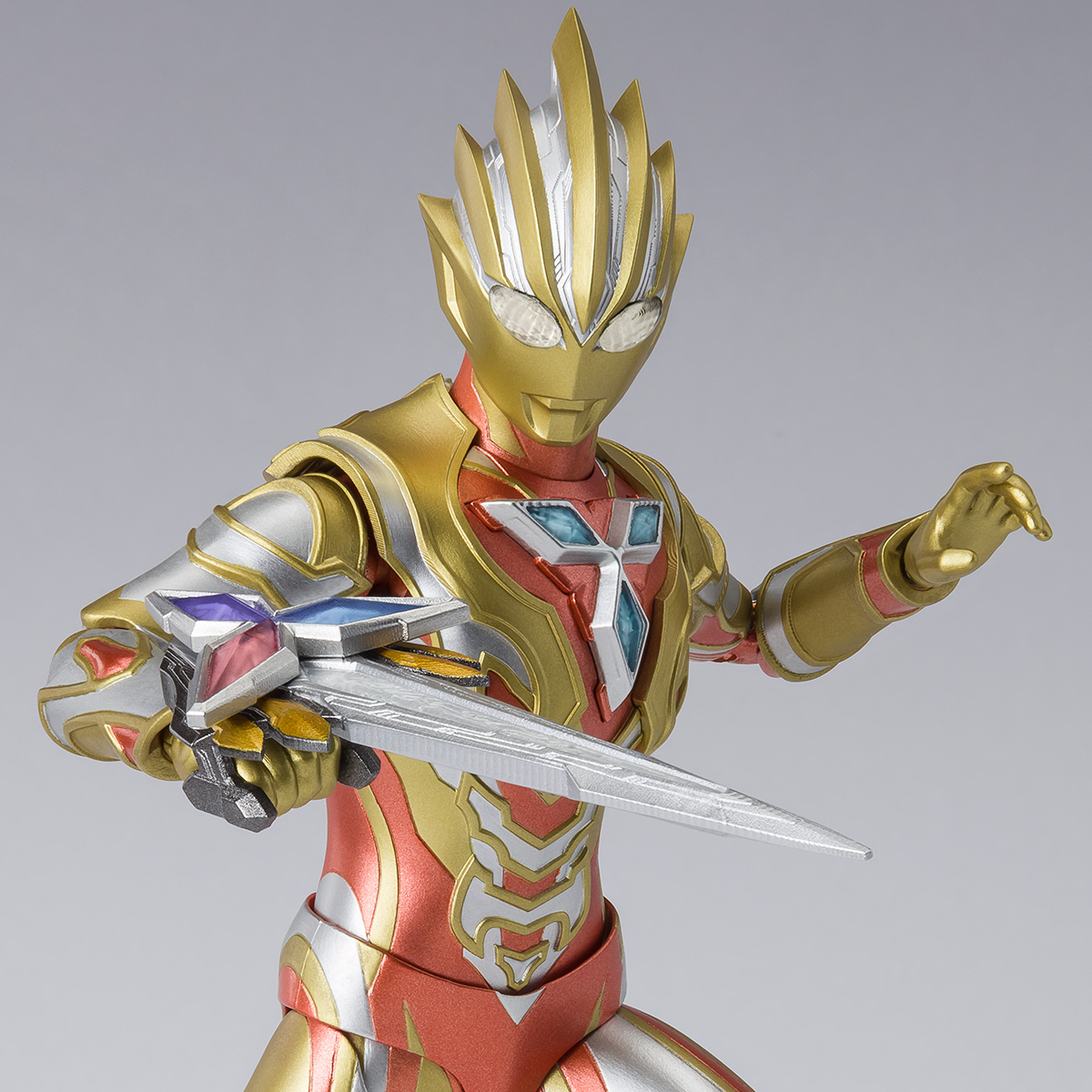 S.H.Figuarts GLITTER TRIGGER ETERNITY | ULTRAMAN | PREMIUM BANDAI ...