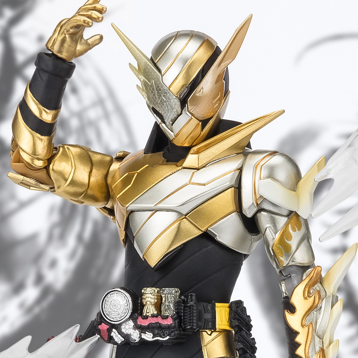 S.H.Figuarts KAMEN RIDER BUILD TRIAL FORM (RABBITDRAGON) Rabbit to ...