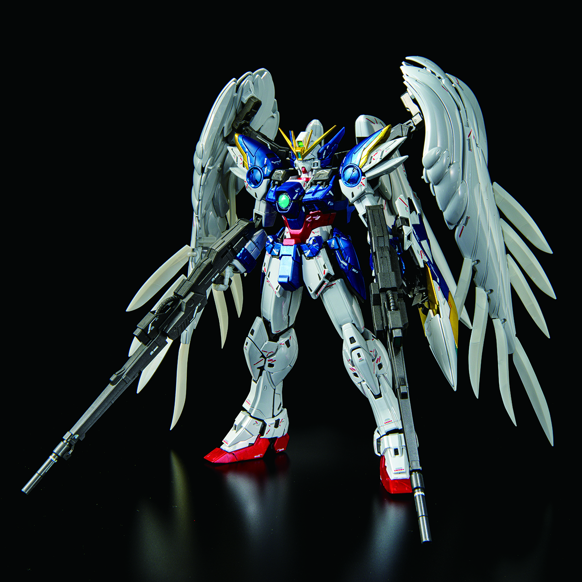 MG 1/100 THE GUNDAM BASE LIMITED WING GUNDAM ZERO EW Ver.Ka [TITANIUM ...