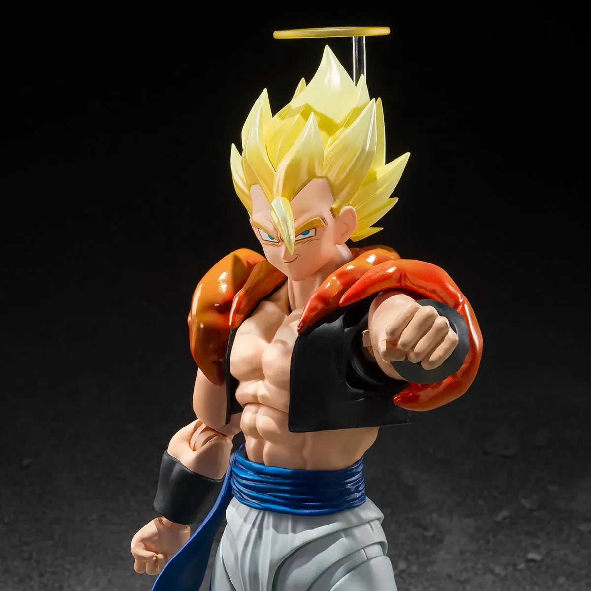 S.H.Figuarts SUPER SAIYAN GOGETA -Exclusive Edition- | DRAGON BALL ...